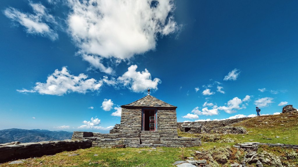 Exploring the Himalayan Paradise: Your Guide to Tirthan Valley | Zostel Blog